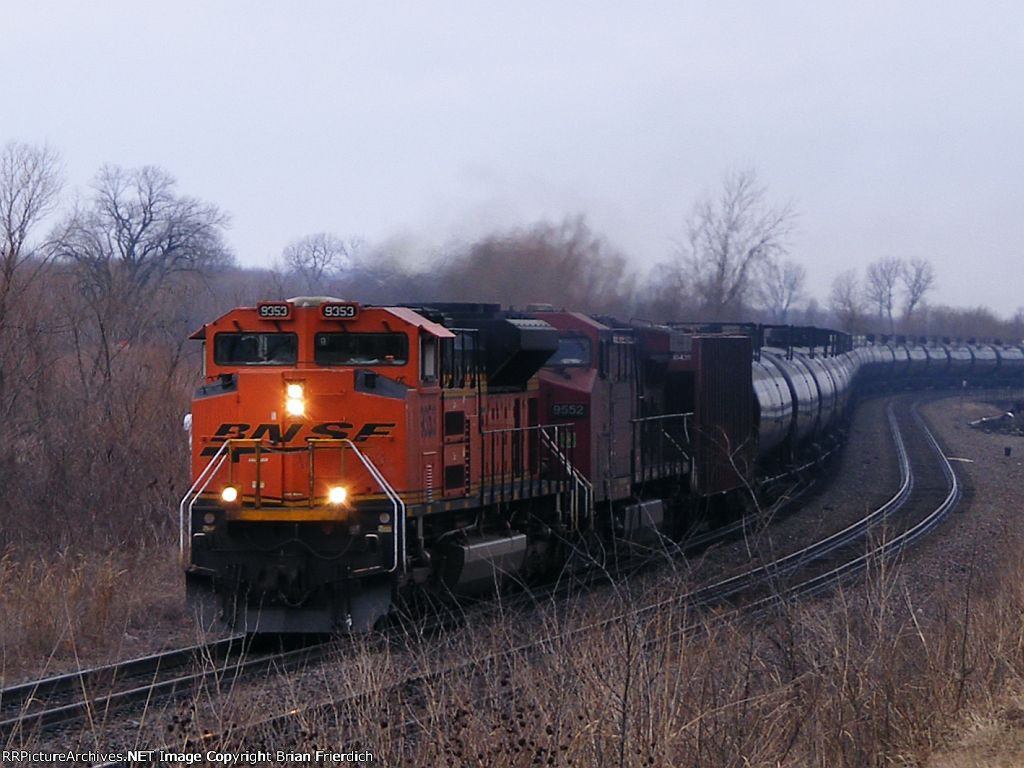 BNSF 9353